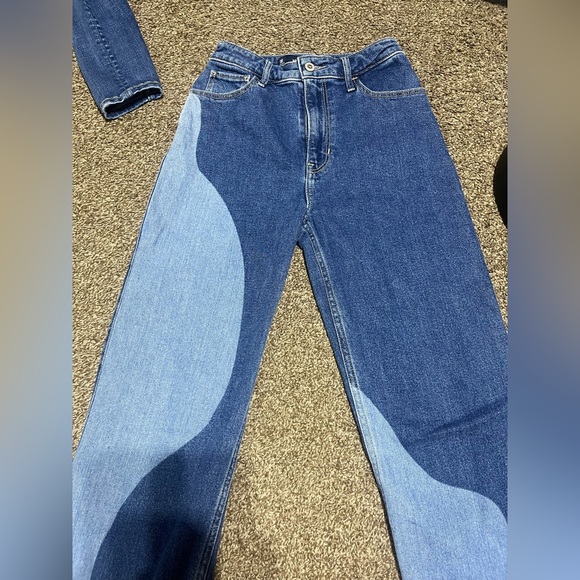 Hollister | Jeans | Hollister Ultra Highrise Blue Rinse Wavy Pattern ...